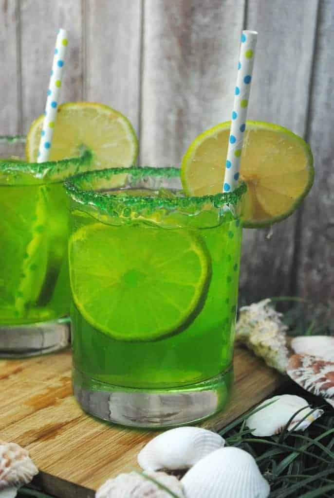 Celebrate the Lazy Days of Summer with a Mermaid Punch Mocktail Drink ...